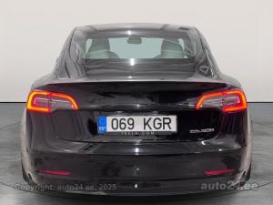 Melns Tesla Model 3 2020 Tallina, ar dzinēja tilpumu 0.00 L un nobraukumu 92 tūkst. km par 25900 €, foto 8 vietnē AUTOMOTO.COM.LV