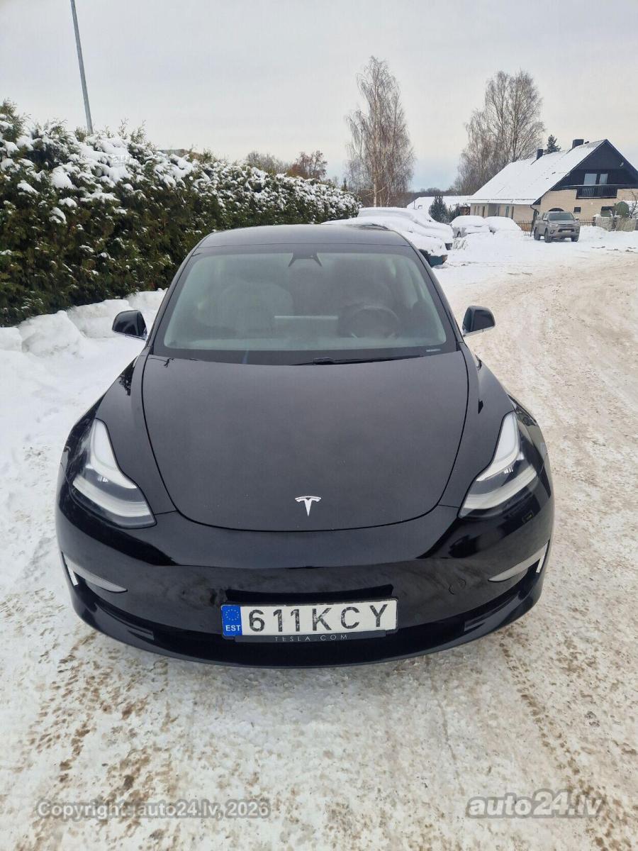 Melns Tesla Model 3 2020 Tallina, ar dzinēja tilpumu 0.00 L un nobraukumu 116 tūkst. km par 25000 €, foto 4 vietnē AUTOMOTO.COM.LV