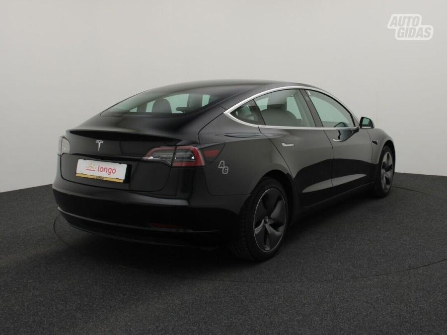 Melns Tesla Model 3 2020 Viļņa, ar dzinēja tilpumu 0.00 L un nobraukumu 144 tūkst. km par 18999 €, foto 8 vietnē AUTOMOTO.COM.LV