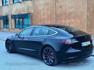 Black Tesla Model 3 2020 in Tallinn, with an engine capacity of 0.00 L and mileage of 125 thousand km for 23300 €, photo 5 on AUTOMOTO.COM.LV