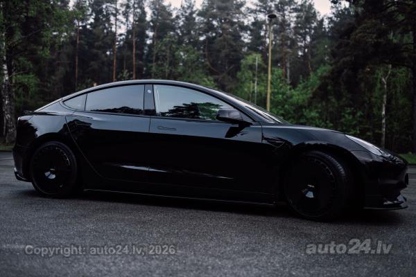 Melns Tesla Model 3 2020 Tallina, ar dzinēja tilpumu 0.00 L un nobraukumu 85 tūkst. km par 28900 €, foto 6 vietnē AUTOMOTO.COM.LV