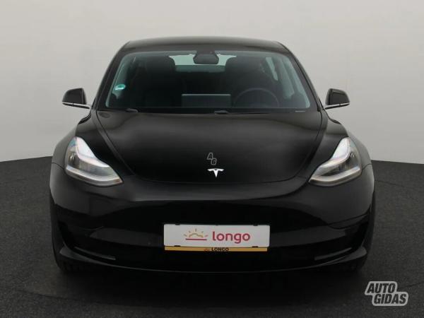 Black Tesla Model 3 2020 in Vilnius, with an engine capacity of 0.00 L and mileage of 149 thousand km for 18799 €, photo 3 on AUTOMOTO.COM.LV