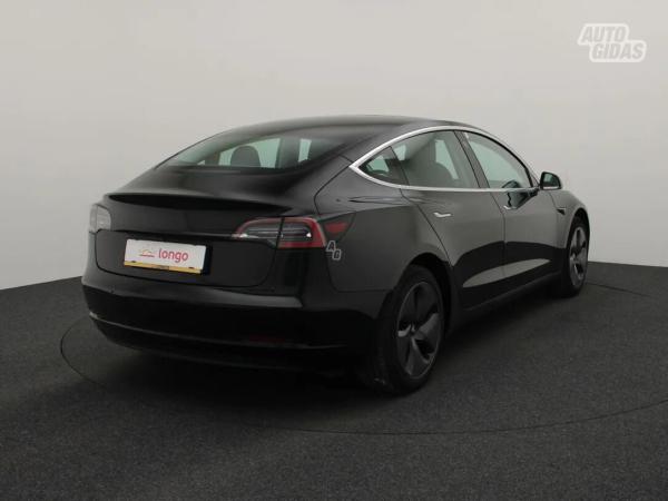 Black Tesla Model 3 2020 in Vilnius, with an engine capacity of 0.00 L and mileage of 149 thousand km for 18799 €, photo 8 on AUTOMOTO.COM.LV