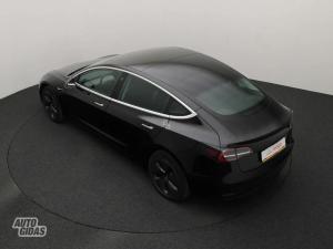Melns Tesla Model 3 2020 Viļņa, ar dzinēja tilpumu 0.00 L un nobraukumu 149 tūkst. km par 18799 €, foto 13 vietnē AUTOMOTO.COM.LV