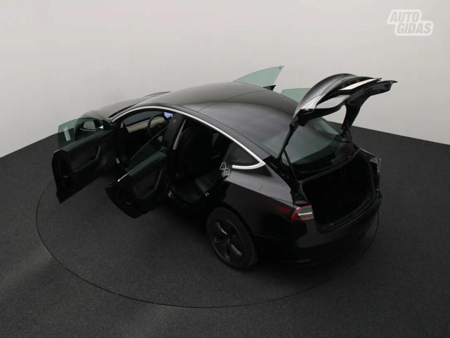 Melns Tesla Model 3 2020 Viļņa, ar dzinēja tilpumu 0.00 L un nobraukumu 149 tūkst. km par 18799 €, foto 14 vietnē AUTOMOTO.COM.LV