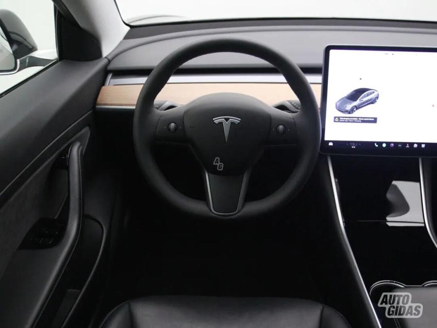 Melns Tesla Model 3 2020 Viļņa, ar dzinēja tilpumu 0.00 L un nobraukumu 149 tūkst. km par 18799 €, foto 18 vietnē AUTOMOTO.COM.LV