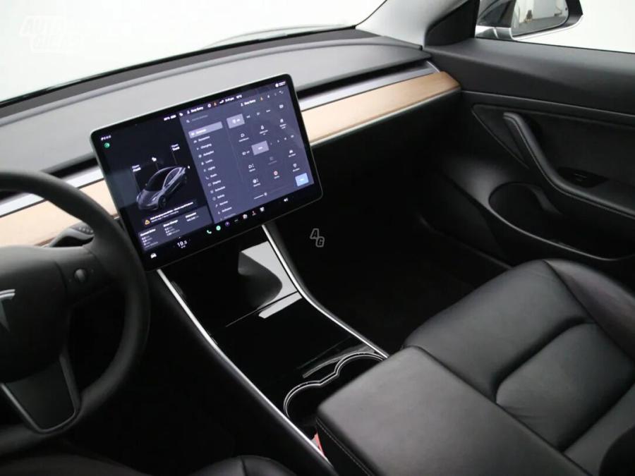 Melns Tesla Model 3 2020 Viļņa, ar dzinēja tilpumu 0.00 L un nobraukumu 149 tūkst. km par 18799 €, foto 22 vietnē AUTOMOTO.COM.LV