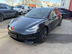 Melns Tesla Model 3 2020 Rīga, ar dzinēja tilpumu 0.00 L un nobraukumu 104 tūkst. km par 22800 €, foto  vietnē AUTOMOTO.COM.LV
