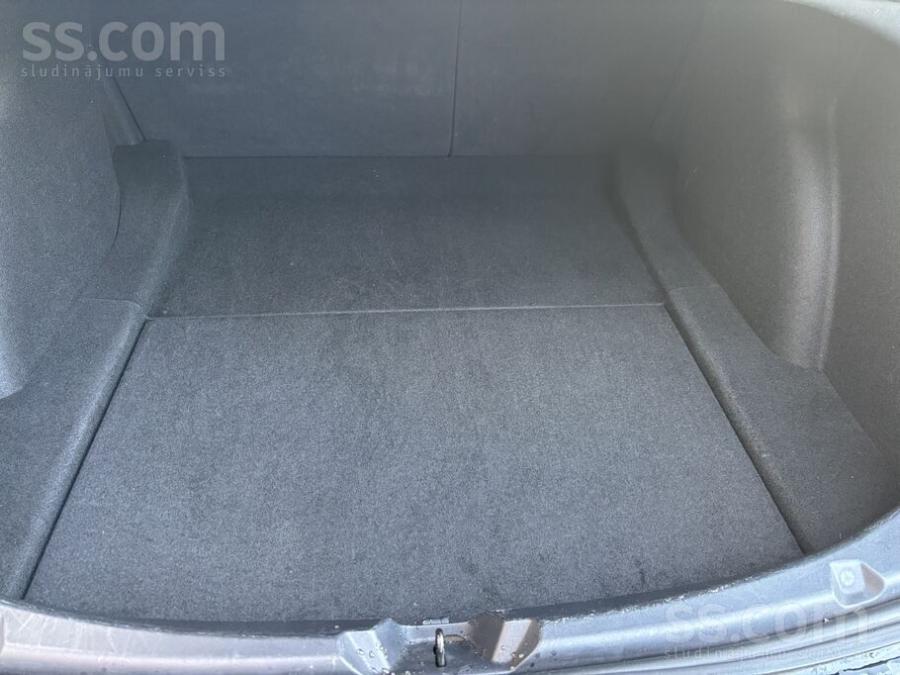 Black Tesla Model 3 2020 in Riga, with an engine capacity of 0.00 L and mileage of 104 thousand km for 22800 €, photo 10 on AUTOMOTO.COM.LV