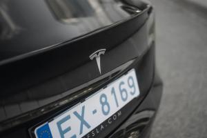 Melns Tesla Model 3 2020 Rīga, ar dzinēja tilpumu 0.00 L un nobraukumu 136 tūkst. km par 18550 €, foto 18 vietnē AUTOMOTO.COM.LV