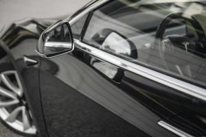 Melns Tesla Model 3 2020 Rīga, ar dzinēja tilpumu 0.00 L un nobraukumu 136 tūkst. km par 18550 €, foto 25 vietnē AUTOMOTO.COM.LV