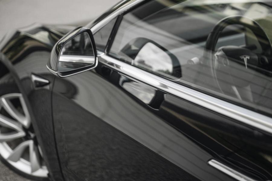 Melns Tesla Model 3 2020 Rīga, ar dzinēja tilpumu 0.00 L un nobraukumu 136 tūkst. km par 18550 €, foto 25 vietnē AUTOMOTO.COM.LV