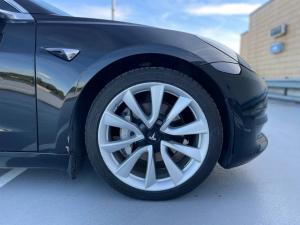 Melns Tesla Model 3 2020 Rīga, ar dzinēja tilpumu 0.00 L un nobraukumu 136 tūkst. km par 18550 €, foto 27 vietnē AUTOMOTO.COM.LV