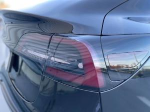 Melns Tesla Model 3 2020 Rīga, ar dzinēja tilpumu 0.00 L un nobraukumu 136 tūkst. km par 18550 €, foto 52 vietnē AUTOMOTO.COM.LV