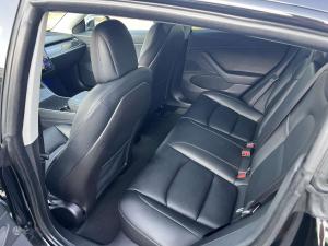 Black Tesla Model 3 2020 in Siauliai, with an engine capacity of 0.00 L and mileage of 66 thousand km for 24500 €, photo 15 on AUTOMOTO.COM.LV