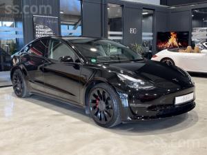 Melns Tesla Model 3 2020 Rīga, ar dzinēja tilpumu 0.00 L un nobraukumu 69 tūkst. km par 28990 €, foto  vietnē AUTOMOTO.COM.LV