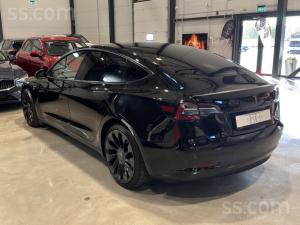 Melns Tesla Model 3 2020 Rīga, ar dzinēja tilpumu 0.00 L un nobraukumu 69 tūkst. km par 28990 €, foto 5 vietnē AUTOMOTO.COM.LV
