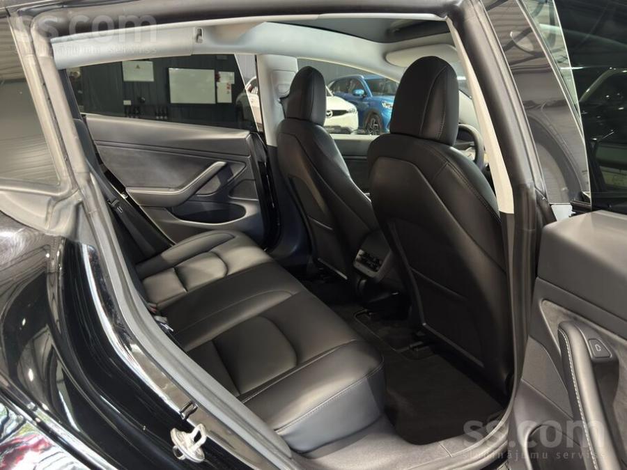 Melns Tesla Model 3 2020 Rīga, ar dzinēja tilpumu 0.00 L un nobraukumu 69 tūkst. km par 28990 €, foto 12 vietnē AUTOMOTO.COM.LV