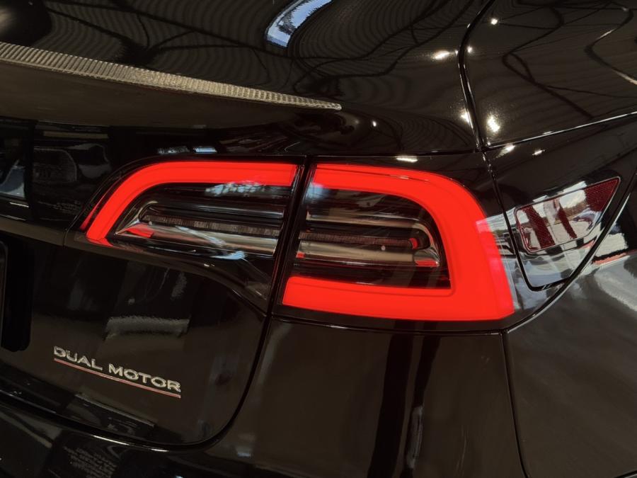 Melns Tesla Model 3 2020 Rīga, ar dzinēja tilpumu 0.00 L un nobraukumu 69 tūkst. km par 28990 €, foto 26 vietnē AUTOMOTO.COM.LV