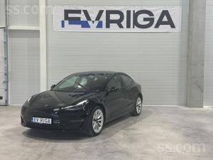 Melns Tesla Model 3 2021 Rīga, ar dzinēja tilpumu 0.00 L un nobraukumu 22 tūkst. km par 32340 €, foto 1 vietnē AUTOMOTO.COM.LV
