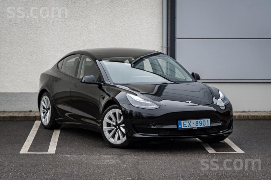 Melns Tesla Model 3 2021 Rīga, ar dzinēja tilpumu 0.00 L un nobraukumu 0 tūkst. km par 21640 €, foto 3 vietnē AUTOMOTO.COM.LV