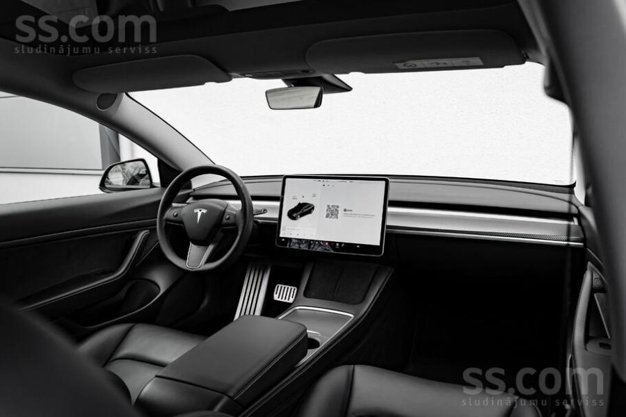 Melns Tesla Model 3 2021 Rīga, ar dzinēja tilpumu 0.00 L un nobraukumu 0 tūkst. km par 21640 €, foto 18 vietnē AUTOMOTO.COM.LV