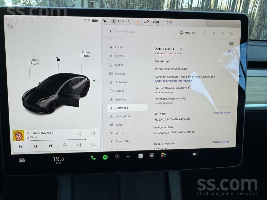 Black Tesla Model 3 2021 in Riga, with an engine capacity of 0.00 L and mileage of 110 thousand km for 25900 €, photo 17 on AUTOMOTO.COM.LV