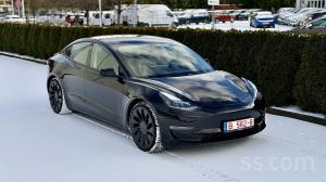 Melns Tesla Model 3 2021 Rīga, ar dzinēja tilpumu 0.00 L un nobraukumu 133 tūkst. km par 24950 €, foto  vietnē AUTOMOTO.COM.LV