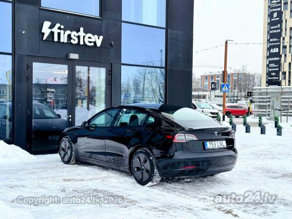 Black Tesla Model 3 2021 in Tallinn, with an engine capacity of 0.00 L and mileage of 57 thousand km for 24900 €, photo 4 on AUTOMOTO.COM.LV
