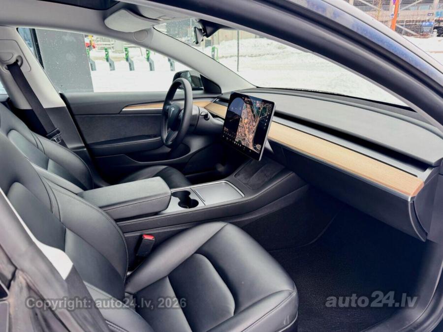 Melns Tesla Model 3 2021 Tallina, ar dzinēja tilpumu 0.00 L un nobraukumu 57 tūkst. km par 24900 €, foto 11 vietnē AUTOMOTO.COM.LV