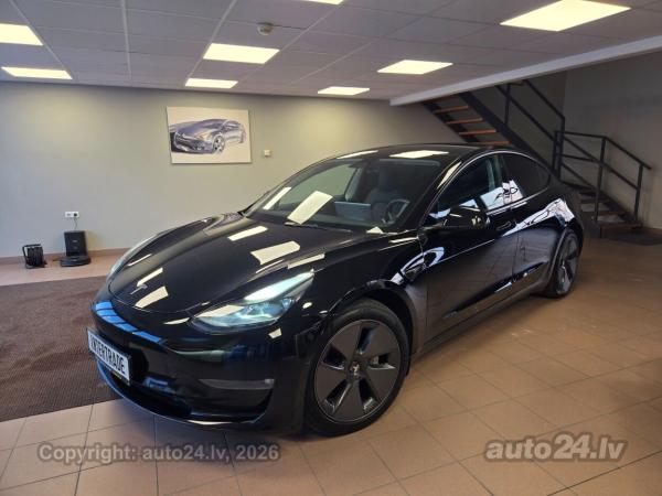 Melns Tesla Model 3 2021 Tartu, ar dzinēja tilpumu 0.00 L un nobraukumu 161 tūkst. km par 24499 €, foto 1 vietnē AUTOMOTO.COM.LV