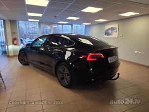 Black Tesla Model 3 2021 in Tartu, with an engine capacity of 0.00 L and mileage of 161 thousand km for 24499 €, photo 3 on AUTOMOTO.COM.LV
