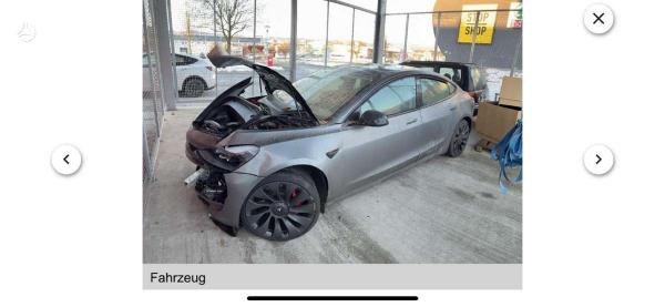 Melns Tesla Model 3 2021 Viļņa, ar dzinēja tilpumu 0.00 L un nobraukumu 92 tūkst. km par 9900 €, foto 2 vietnē AUTOMOTO.COM.LV