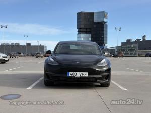 Черный Тесла Модель 3 2021 в Таллин, объемом двигателя 0.00 л и пробегом 93 тыс. км за 30500 €, фото 3 на AUTOMOTO.COM.LV