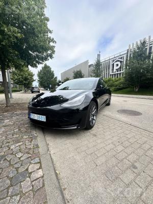 Melns Tesla Model 3 2021 Rīga, ar dzinēja tilpumu 0.00 L un nobraukumu 115 tūkst. km par 21250 €, foto  vietnē AUTOMOTO.COM.LV