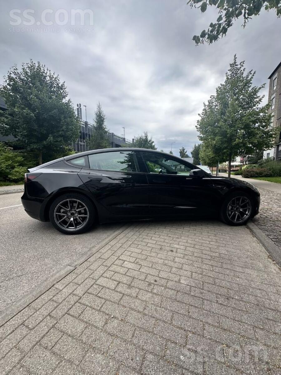 Melns Tesla Model 3 2021 Rīga, ar dzinēja tilpumu 0.00 L un nobraukumu 115 tūkst. km par 21250 €, foto 5 vietnē AUTOMOTO.COM.LV