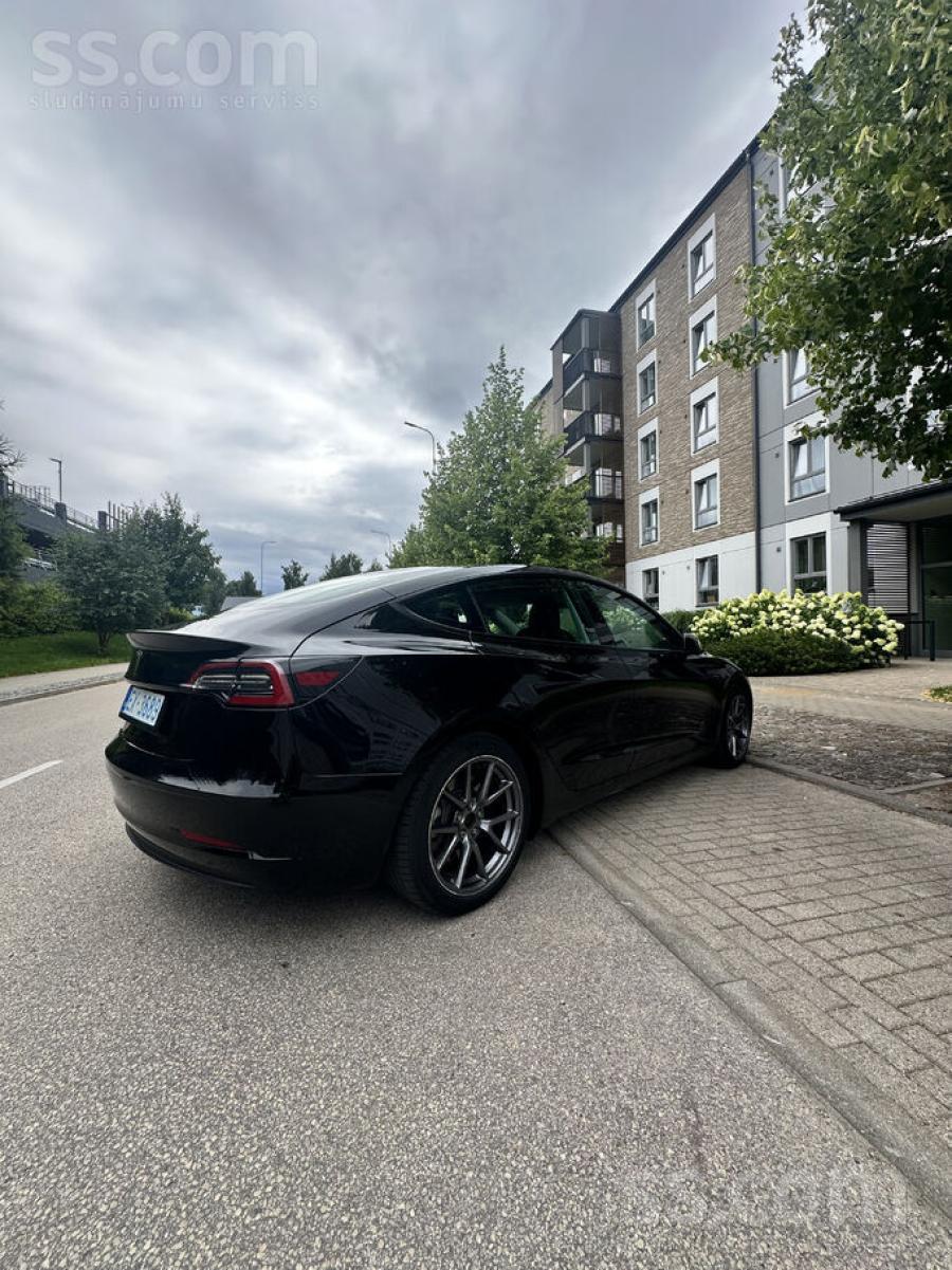 Melns Tesla Model 3 2021 Rīga, ar dzinēja tilpumu 0.00 L un nobraukumu 115 tūkst. km par 21250 €, foto 6 vietnē AUTOMOTO.COM.LV