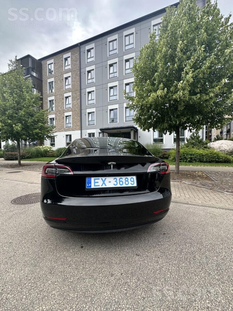 Melns Tesla Model 3 2021 Rīga, ar dzinēja tilpumu 0.00 L un nobraukumu 115 tūkst. km par 21250 €, foto 7 vietnē AUTOMOTO.COM.LV