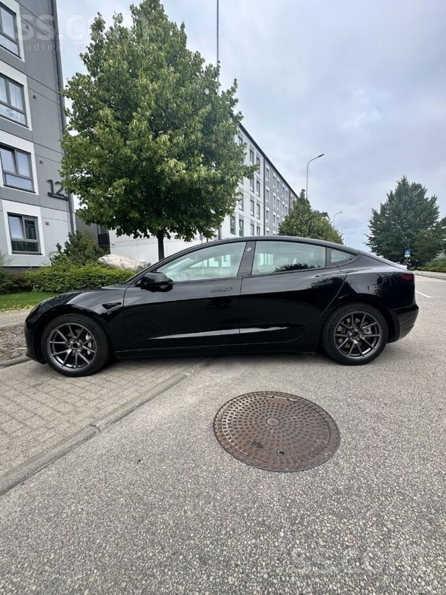 Melns Tesla Model 3 2021 Rīga, ar dzinēja tilpumu 0.00 L un nobraukumu 115 tūkst. km par 21250 €, foto 9 vietnē AUTOMOTO.COM.LV