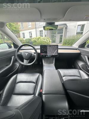 Melns Tesla Model 3 2021 Rīga, ar dzinēja tilpumu 0.00 L un nobraukumu 115 tūkst. km par 21250 €, foto 20 vietnē AUTOMOTO.COM.LV