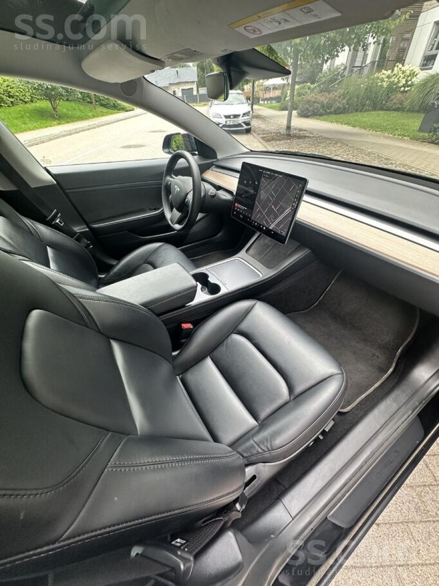 Melns Tesla Model 3 2021 Rīga, ar dzinēja tilpumu 0.00 L un nobraukumu 115 tūkst. km par 21250 €, foto 22 vietnē AUTOMOTO.COM.LV