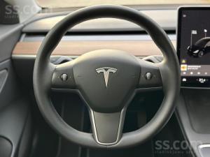 Черный Тесла Модель 3 2021 в Рига, объемом двигателя 0.00 л и пробегом 115 тыс. км за 26950 €, фото 14 на AUTOMOTO.COM.LV