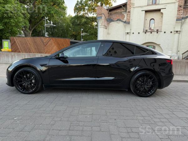 Melns Tesla Model 3 2021 Jelgava, ar dzinēja tilpumu 0.00 L un nobraukumu 102 tūkst. km par 24500 €, foto 7 vietnē AUTOMOTO.COM.LV