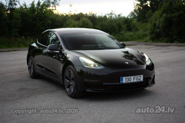 Black Tesla Model 3 2021 in Parnu, with an engine capacity of 0.00 L and mileage of 109 thousand km for 24990 €, photo 1 on AUTOMOTO.COM.LV