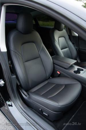Melns Tesla Model 3 2021 Pērnava, ar dzinēja tilpumu 0.00 L un nobraukumu 109 tūkst. km par 24990 €, foto 15 vietnē AUTOMOTO.COM.LV
