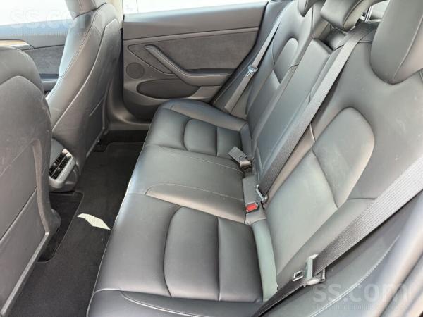 Melns Tesla Model 3 2021 Rīga, ar dzinēja tilpumu 0.00 L un nobraukumu 60 tūkst. km par 27500 €, foto 10 vietnē AUTOMOTO.COM.LV