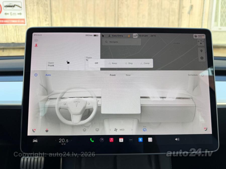 Black Tesla Model 3 2021 in Tallinn, with an engine capacity of 0.00 L and mileage of 70 thousand km for 32990 €, photo 11 on AUTOMOTO.COM.LV