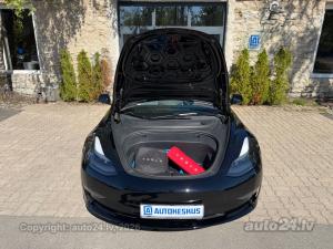 Black Tesla Model 3 2021 in Tallinn, with an engine capacity of 0.00 L and mileage of 70 thousand km for 32990 €, photo 24 on AUTOMOTO.COM.LV