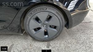 Melns Tesla Model 3 2021 Rīga, ar dzinēja tilpumu 0.00 L un nobraukumu 53 tūkst. km par 26250 €, foto 13 vietnē AUTOMOTO.COM.LV
