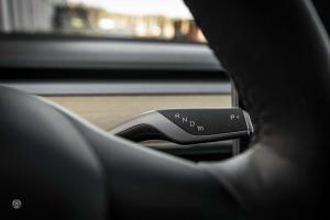Black Tesla Model 3 2021 in Vilnius, with an engine capacity of 0.00 L and mileage of 40 thousand km for 28000 €, photo 13 on AUTOMOTO.COM.LV